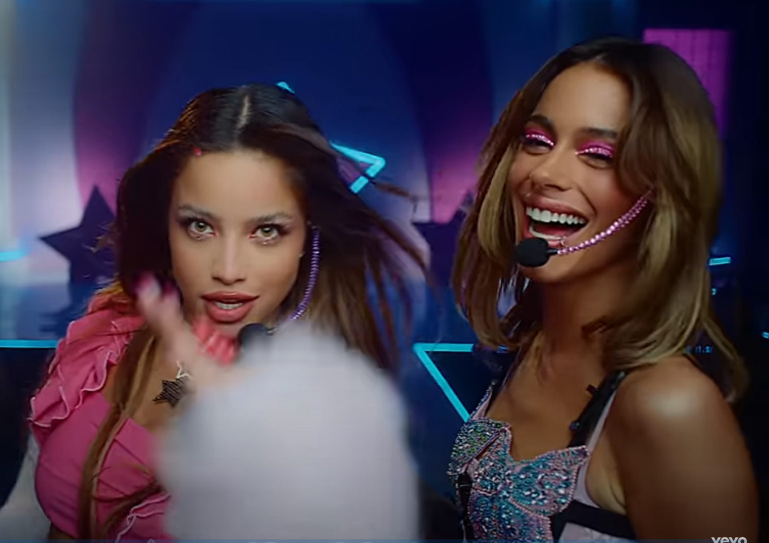 Emilia y Tini son tendencia con “La Original.mp3” – Generación Radio